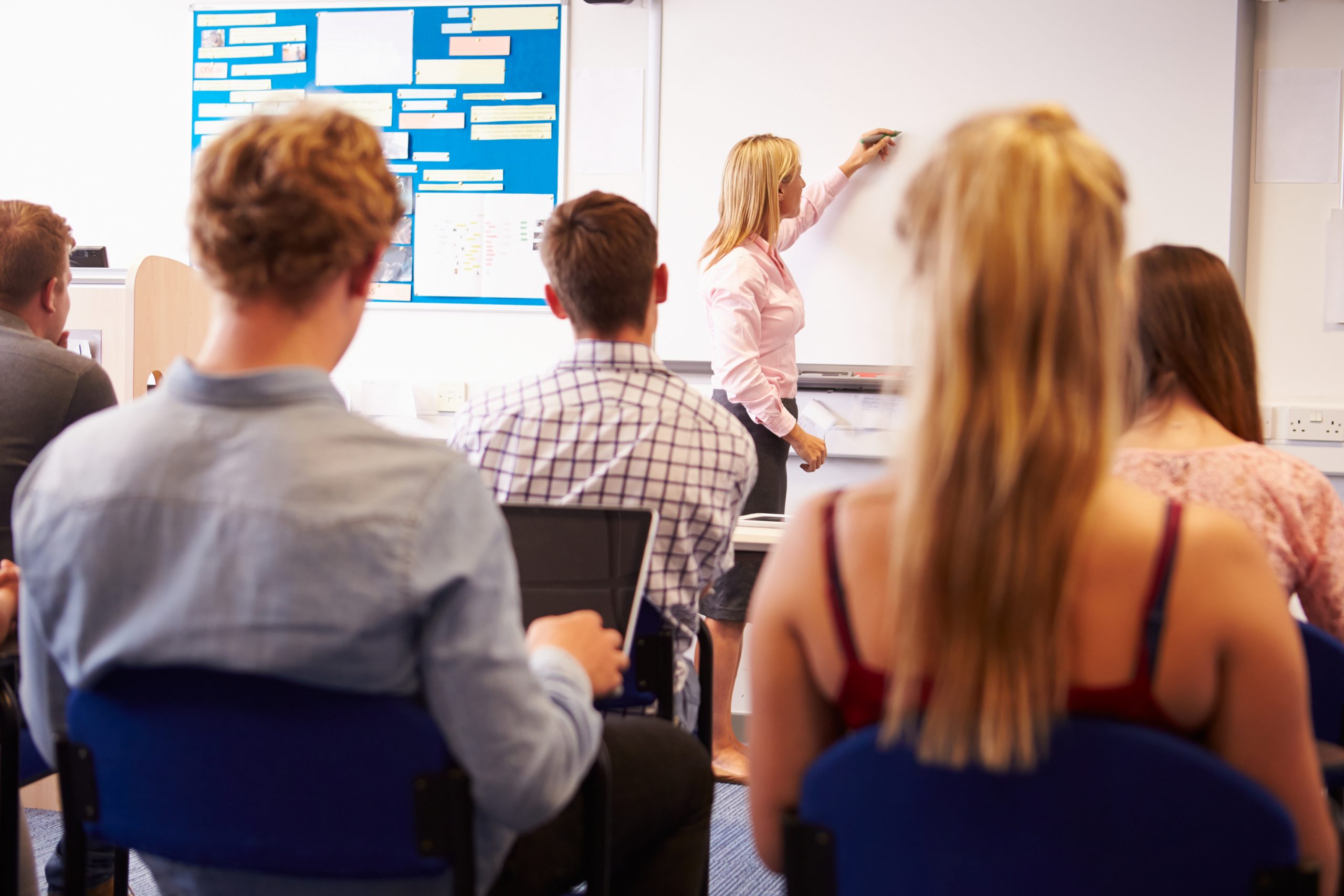 Classroom Easter A-level Crash Courses - PMT Courses